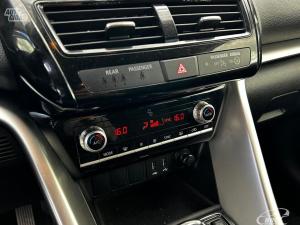 Pelēks Mitsubishi Eclipse Cross 2022 Avižieniai, ar dzinēja tilpumu 2.40 L un nobraukumu 37 tūkst. km par 20900 €, foto 21 vietnē AUTOMOTO.COM.LV