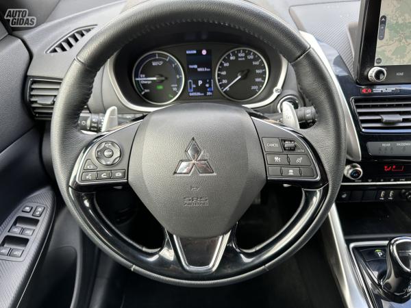 Grey Mitsubishi Eclipse Cross 2022 in Avizieniai, with an engine capacity of 2.40 L and mileage of 46 thousand km for 20750 €, photo 6 on AUTOMOTO.COM.LV