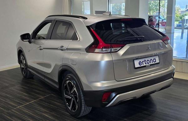 Grey Mitsubishi Eclipse Cross 2022 in Siauliai, with an engine capacity of 2.36 L and mileage of 42 thousand km for 22500 €, photo 6 on AUTOMOTO.COM.LV