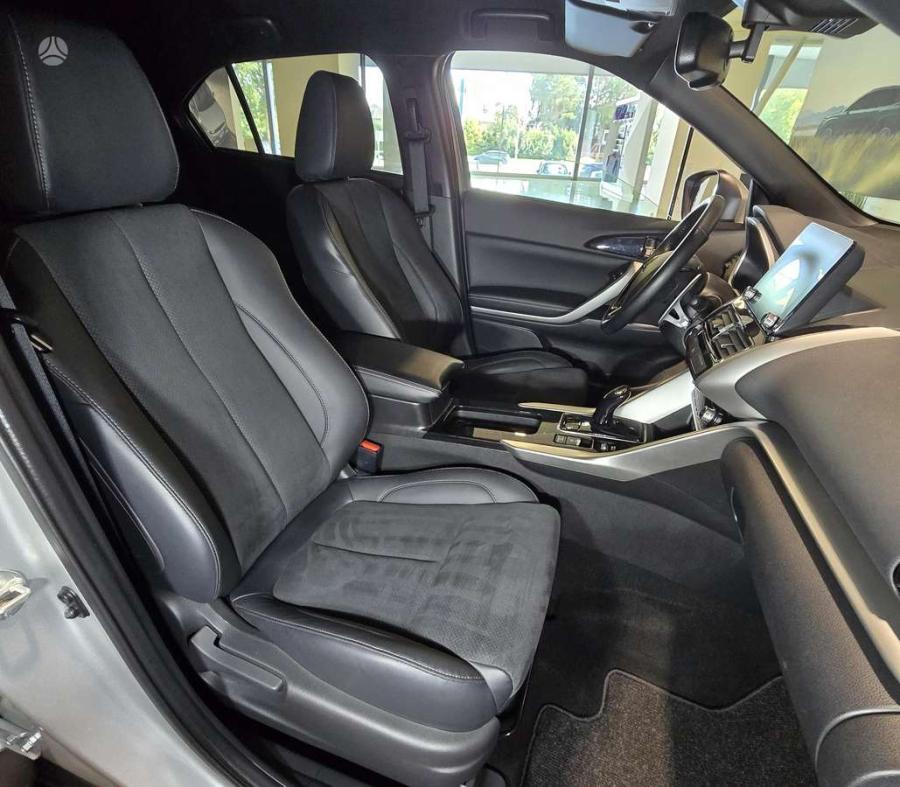 Grey Mitsubishi Eclipse Cross 2022 in Siauliai, with an engine capacity of 2.36 L and mileage of 42 thousand km for 22500 €, photo 26 on AUTOMOTO.COM.LV