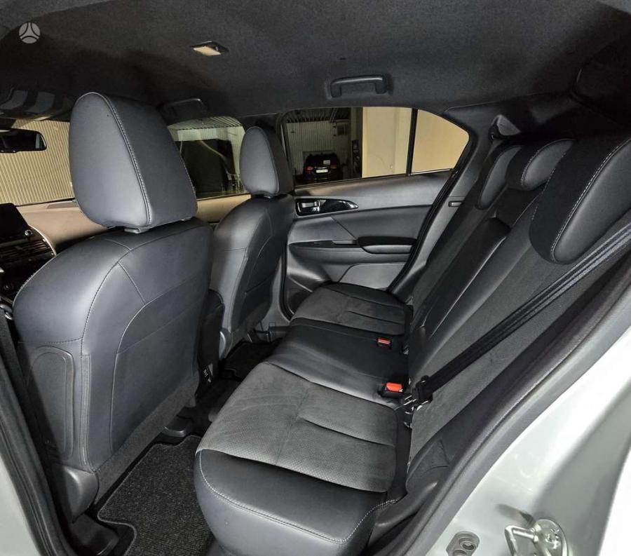 Grey Mitsubishi Eclipse Cross 2022 in Siauliai, with an engine capacity of 2.36 L and mileage of 42 thousand km for 22500 €, photo 27 on AUTOMOTO.COM.LV