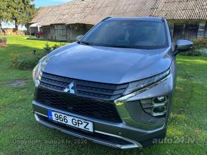 Pelēks Mitsubishi Eclipse Cross 2022 Tallina, ar dzinēja tilpumu 2.40 L un nobraukumu 66 tūkst. km par 25900 €, foto  vietnē AUTOMOTO.COM.LV