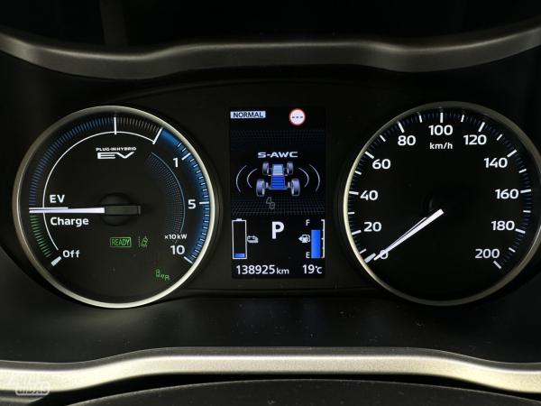 Pelēks Mitsubishi Eclipse Cross 2022 Avižieniai, ar dzinēja tilpumu 2.40 L un nobraukumu 139 tūkst. km par 19950 €, foto 8 vietnē AUTOMOTO.COM.LV