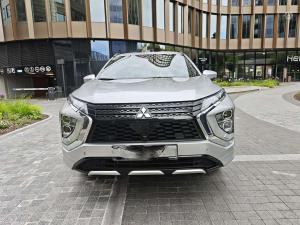 Grey Mitsubishi Eclipse Cross 2023 in Vilnius, with an engine capacity of 2.36 L and mileage of 41 thousand km for 21600 €, photo 3 on AUTOMOTO.COM.LV