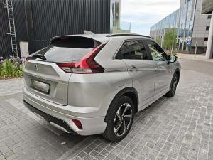 Grey Mitsubishi Eclipse Cross 2023 in Vilnius, with an engine capacity of 2.36 L and mileage of 41 thousand km for 21600 €, photo 7 on AUTOMOTO.COM.LV