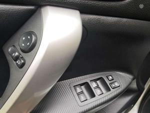 Grey Mitsubishi Eclipse Cross 2023 in Vilnius, with an engine capacity of 2.36 L and mileage of 41 thousand km for 21600 €, photo 17 on AUTOMOTO.COM.LV