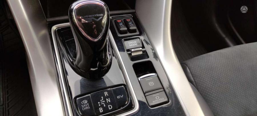 Grey Mitsubishi Eclipse Cross 2023 in Vilnius, with an engine capacity of 2.36 L and mileage of 41 thousand km for 21600 €, photo 30 on AUTOMOTO.COM.LV