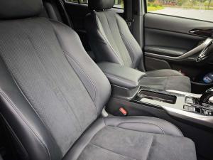 Grey Mitsubishi Eclipse Cross 2023 in Vilnius, with an engine capacity of 2.36 L and mileage of 41 thousand km for 21600 €, photo 33 on AUTOMOTO.COM.LV