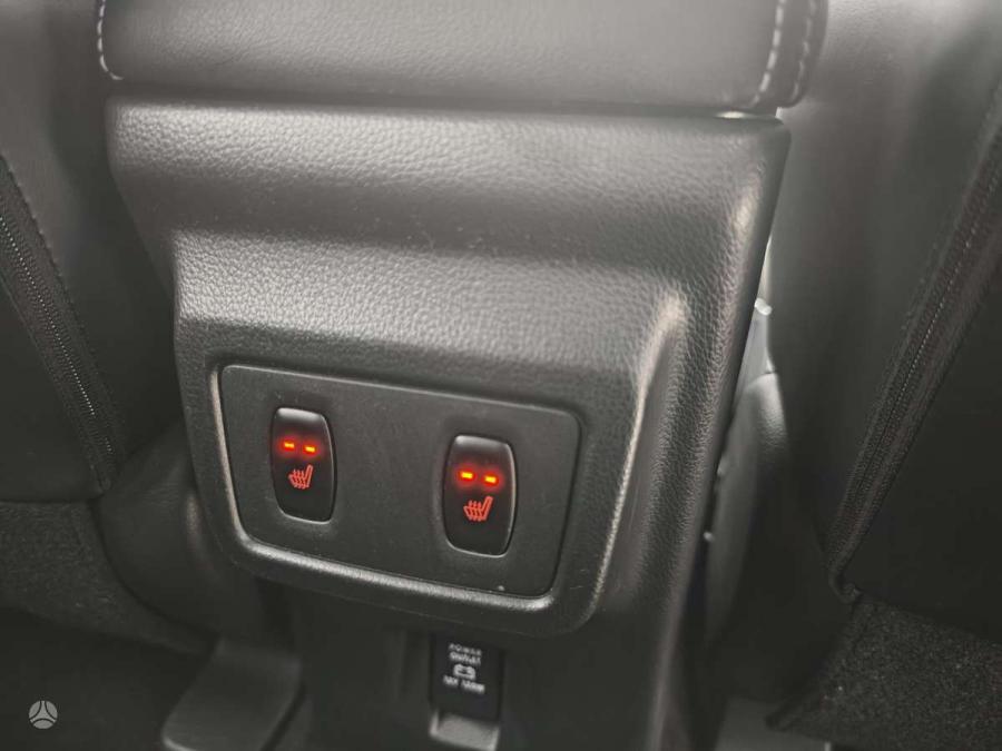 Grey Mitsubishi Eclipse Cross 2023 in Vilnius, with an engine capacity of 2.36 L and mileage of 41 thousand km for 21600 €, photo 36 on AUTOMOTO.COM.LV