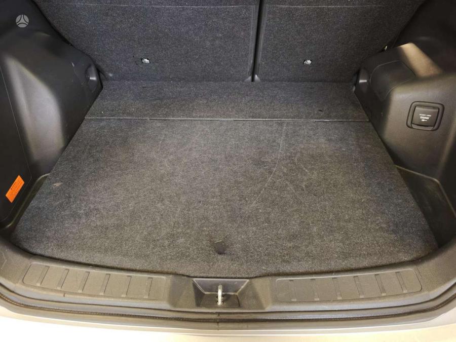 Grey Mitsubishi Eclipse Cross 2023 in Vilnius, with an engine capacity of 2.36 L and mileage of 41 thousand km for 21600 €, photo 37 on AUTOMOTO.COM.LV