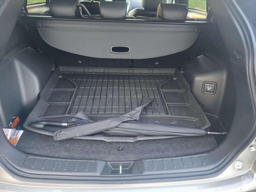 Grey Mitsubishi Eclipse Cross 2023 in Marijampole, with an engine capacity of 2.36 L and mileage of 83 thousand km for 20200 €, photo 12 on AUTOMOTO.COM.LV