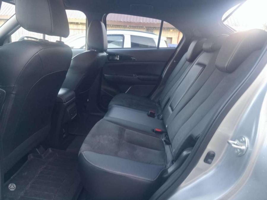 Grey Mitsubishi Eclipse Cross 2023 in Marijampole, with an engine capacity of 2.36 L and mileage of 83 thousand km for 20200 €, photo 14 on AUTOMOTO.COM.LV