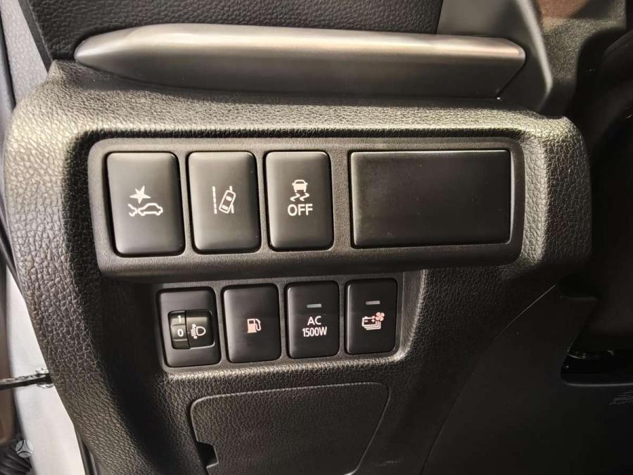 Grey Mitsubishi Eclipse Cross 2024 in Vilnius, with an engine capacity of 2.36 L and mileage of 83 thousand km for 21600 €, photo 21 on AUTOMOTO.COM.LV