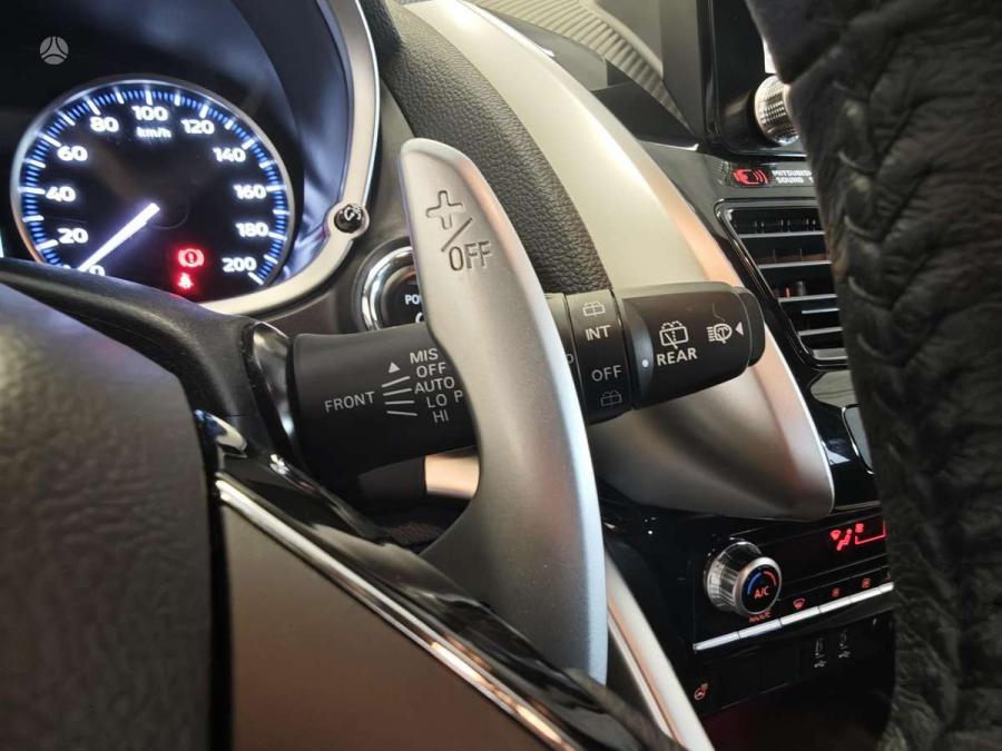 Grey Mitsubishi Eclipse Cross 2024 in Vilnius, with an engine capacity of 2.36 L and mileage of 83 thousand km for 21600 €, photo 26 on AUTOMOTO.COM.LV