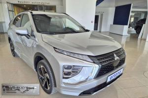Pelēks Mitsubishi Eclipse Cross 2024 Šauļi, ar dzinēja tilpumu 2.36 L un nobraukumu 75 tūkst. km par 22900 €, foto  vietnē AUTOMOTO.COM.LV