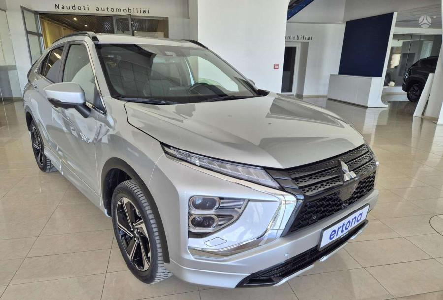 Pelēks Mitsubishi Eclipse Cross 2024 Šauļi, ar dzinēja tilpumu 2.36 L un nobraukumu 75 tūkst. km par 22900 €, foto 6 vietnē AUTOMOTO.COM.LV