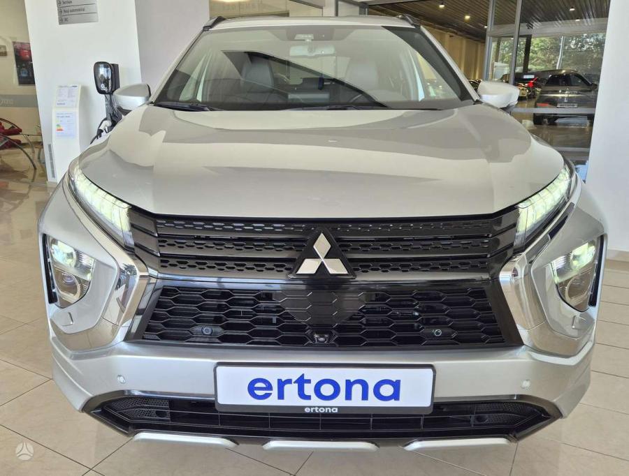 Pelēks Mitsubishi Eclipse Cross 2024 Šauļi, ar dzinēja tilpumu 2.36 L un nobraukumu 75 tūkst. km par 22900 €, foto 9 vietnē AUTOMOTO.COM.LV