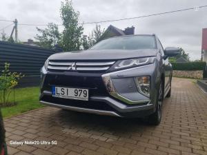 Grey Mitsubishi Eclipse Cross 2021 in Vilnius, with an engine capacity of 1.50 L and mileage of 109 thousand km for 14500 €, photo 4 on AUTOMOTO.COM.LV