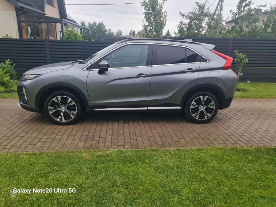 Grey Mitsubishi Eclipse Cross 2021 in Vilnius, with an engine capacity of 1.50 L and mileage of 109 thousand km for 14500 €, photo 9 on AUTOMOTO.COM.LV