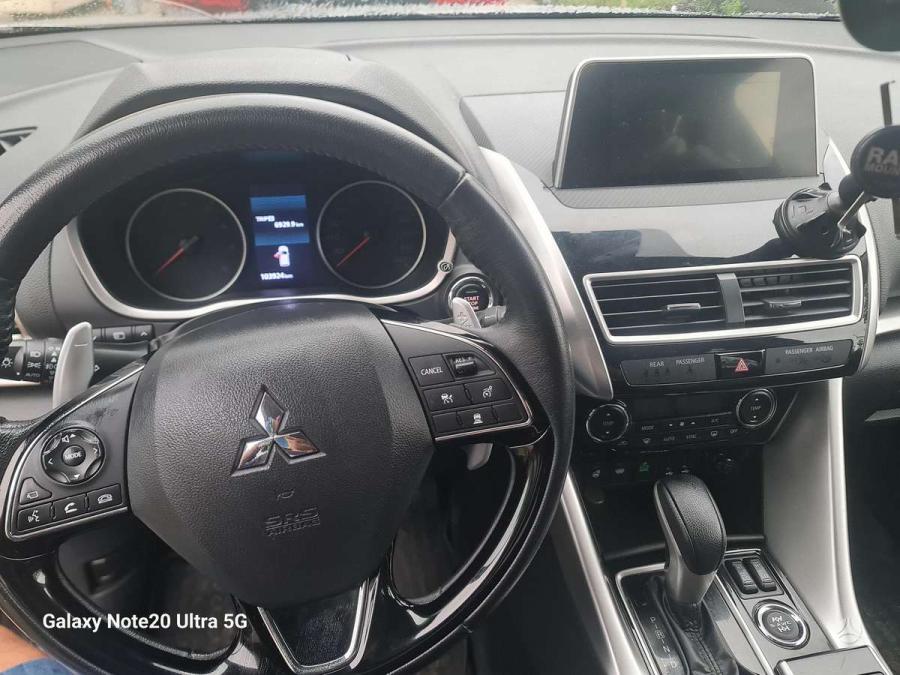Grey Mitsubishi Eclipse Cross 2021 in Vilnius, with an engine capacity of 1.50 L and mileage of 109 thousand km for 14500 €, photo 15 on AUTOMOTO.COM.LV