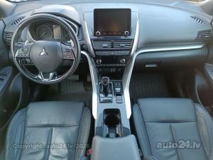 Grey Mitsubishi Eclipse Cross 2022 in Tallinn, with an engine capacity of 2.40 L and mileage of 96 thousand km for 25990 €, photo 6 on AUTOMOTO.COM.LV