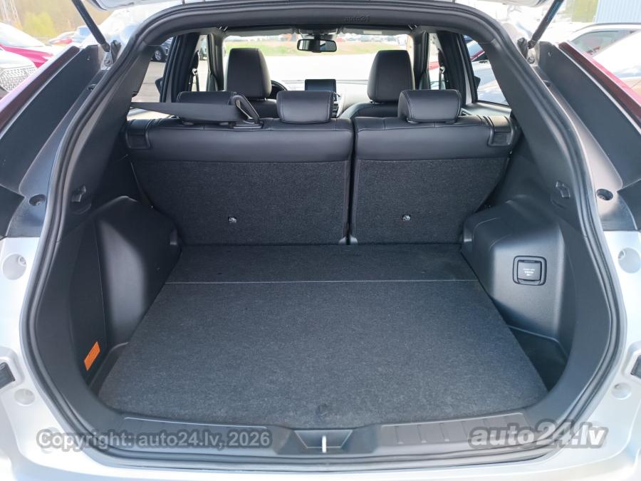 Grey Mitsubishi Eclipse Cross 2022 in Tallinn, with an engine capacity of 2.40 L and mileage of 96 thousand km for 25990 €, photo 11 on AUTOMOTO.COM.LV