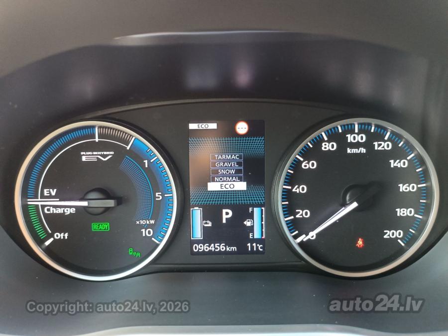 Grey Mitsubishi Eclipse Cross 2022 in Tallinn, with an engine capacity of 2.40 L and mileage of 96 thousand km for 25990 €, photo 27 on AUTOMOTO.COM.LV