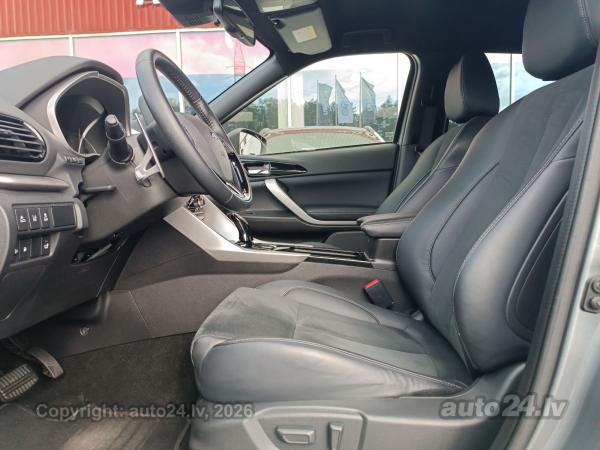 Grey Mitsubishi Eclipse Cross 2022 in Tallinn, with an engine capacity of 2.40 L and mileage of 59 thousand km for 23890 €, photo 7 on AUTOMOTO.COM.LV