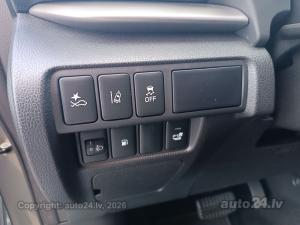 Pelēks Mitsubishi Eclipse Cross 2022 Tallina, ar dzinēja tilpumu 2.40 L un nobraukumu 59 tūkst. km par 23890 €, foto 13 vietnē AUTOMOTO.COM.LV
