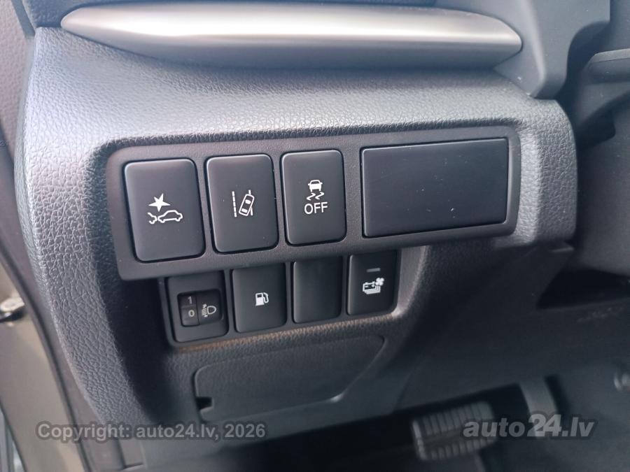 Pelēks Mitsubishi Eclipse Cross 2022 Tallina, ar dzinēja tilpumu 2.40 L un nobraukumu 59 tūkst. km par 23890 €, foto 13 vietnē AUTOMOTO.COM.LV