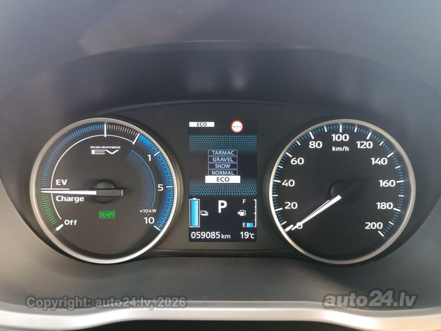 Pelēks Mitsubishi Eclipse Cross 2022 Tallina, ar dzinēja tilpumu 2.40 L un nobraukumu 59 tūkst. km par 23890 €, foto 23 vietnē AUTOMOTO.COM.LV