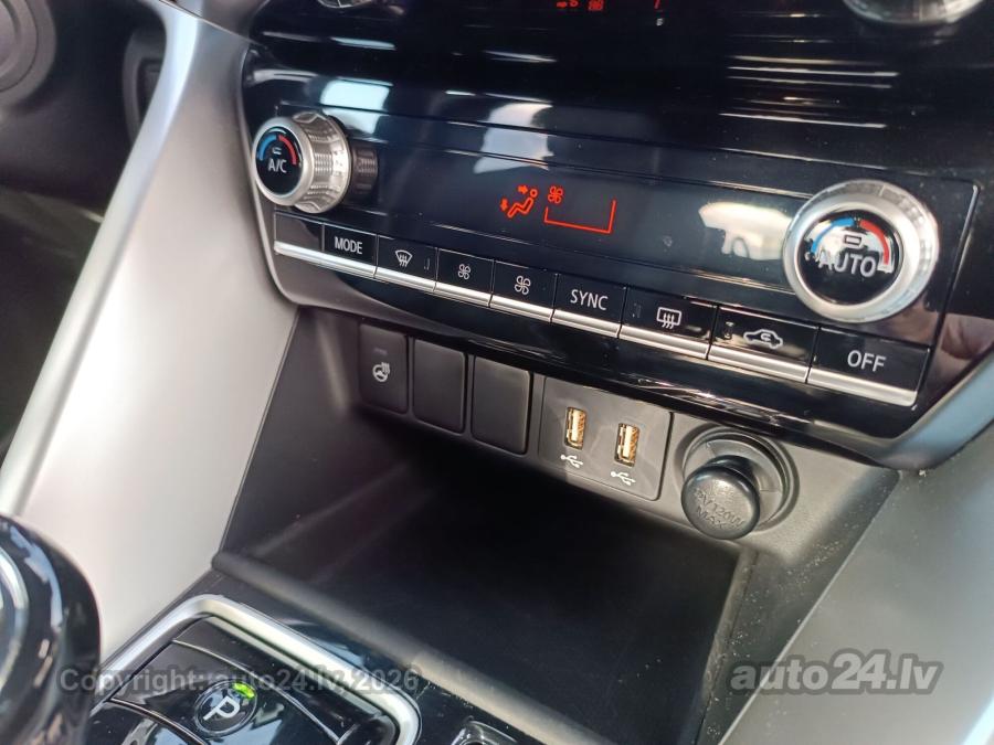 Grey Mitsubishi Eclipse Cross 2022 in Tallinn, with an engine capacity of 2.40 L and mileage of 45 thousand km for 25990 €, photo 17 on AUTOMOTO.COM.LV
