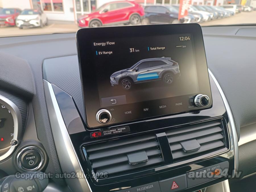 Grey Mitsubishi Eclipse Cross 2022 in Tallinn, with an engine capacity of 2.40 L and mileage of 45 thousand km for 25990 €, photo 19 on AUTOMOTO.COM.LV
