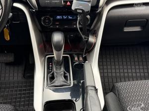 Red Mitsubishi Eclipse Cross 2018 in Avizieniai, with an engine capacity of 1.50 L and mileage of 122 thousand km for 14500 €, photo 17 on AUTOMOTO.COM.LV