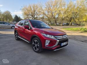 Красный Мицубиси Эклипс Кросс 2018 в Клайпеда, объемом двигателя 1.50 л и пробегом 90 тыс. км за 17500 €, фото 6 на AUTOMOTO.COM.LV