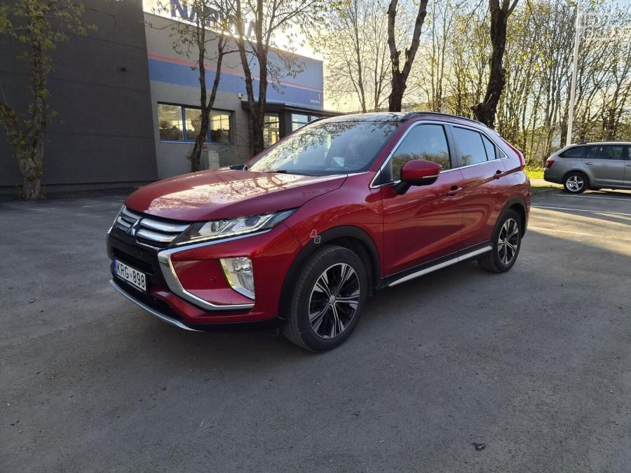 Красный Мицубиси Эклипс Кросс 2018 в Клайпеда, объемом двигателя 1.50 л и пробегом 90 тыс. км за 17500 €, фото 7 на AUTOMOTO.COM.LV