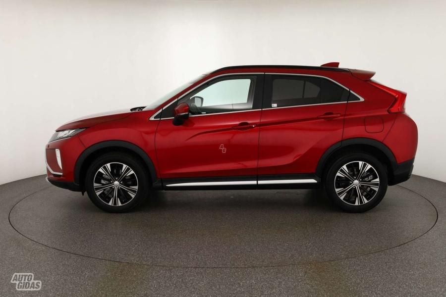 Red Mitsubishi Eclipse Cross 2019 in Kaunas, with an engine capacity of 1.50 L and mileage of 42 thousand km for 24450 €, photo 2 on AUTOMOTO.COM.LV