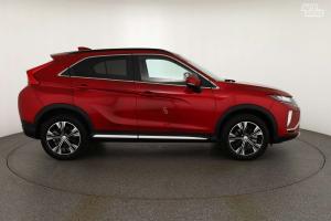Red Mitsubishi Eclipse Cross 2019 in Kaunas, with an engine capacity of 1.50 L and mileage of 42 thousand km for 24450 €, photo 6 on AUTOMOTO.COM.LV