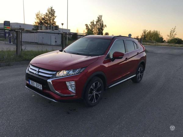 Красный Мицубиси Эклипс Кросс 2019 в Мариямполе, объемом двигателя 1.50 л и пробегом 126 тыс. км за 13500 €, фото 3 на AUTOMOTO.COM.LV