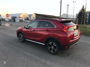 Red Mitsubishi Eclipse Cross 2019 in Marijampole, with an engine capacity of 1.50 L and mileage of 126 thousand km for 13500 €, photo 8 on AUTOMOTO.COM.LV