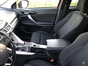 Red Mitsubishi Eclipse Cross 2019 in Marijampole, with an engine capacity of 1.50 L and mileage of 126 thousand km for 13500 €, photo 24 on AUTOMOTO.COM.LV