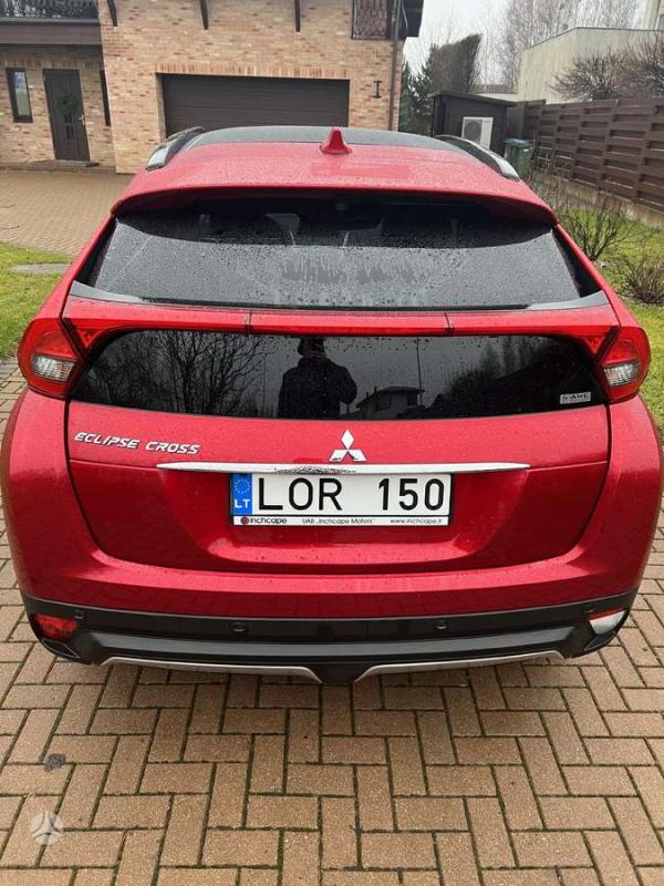 Red Mitsubishi Eclipse Cross 2020 in Kaunas, with an engine capacity of 1.50 L and mileage of 67 thousand km for 18000 €, photo 3 on AUTOMOTO.COM.LV