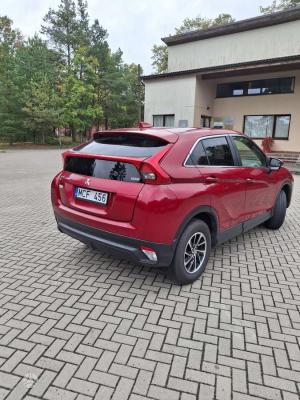 Sarkans Mitsubishi Eclipse Cross 2020 Zarasai, ar dzinēja tilpumu 1.50 L un nobraukumu 102 tūkst. km par 12000 €, foto 4 vietnē AUTOMOTO.COM.LV