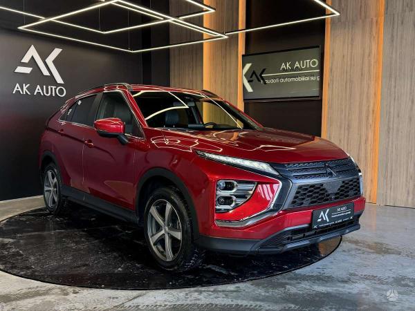 Sarkans Mitsubishi Eclipse Cross 2021 Kauņa, ar dzinēja tilpumu 2.36 L un nobraukumu 51 tūkst. km par 19990 €, foto 2 vietnē AUTOMOTO.COM.LV