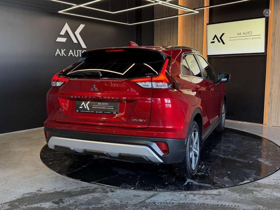 Sarkans Mitsubishi Eclipse Cross 2021 Kauņa, ar dzinēja tilpumu 2.36 L un nobraukumu 51 tūkst. km par 19990 €, foto 11 vietnē AUTOMOTO.COM.LV