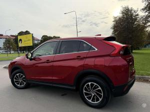Red Mitsubishi Eclipse Cross 2021 in Kaunas, with an engine capacity of 1.50 L and mileage of 103 thousand km for 11800 €, photo 4 on AUTOMOTO.COM.LV