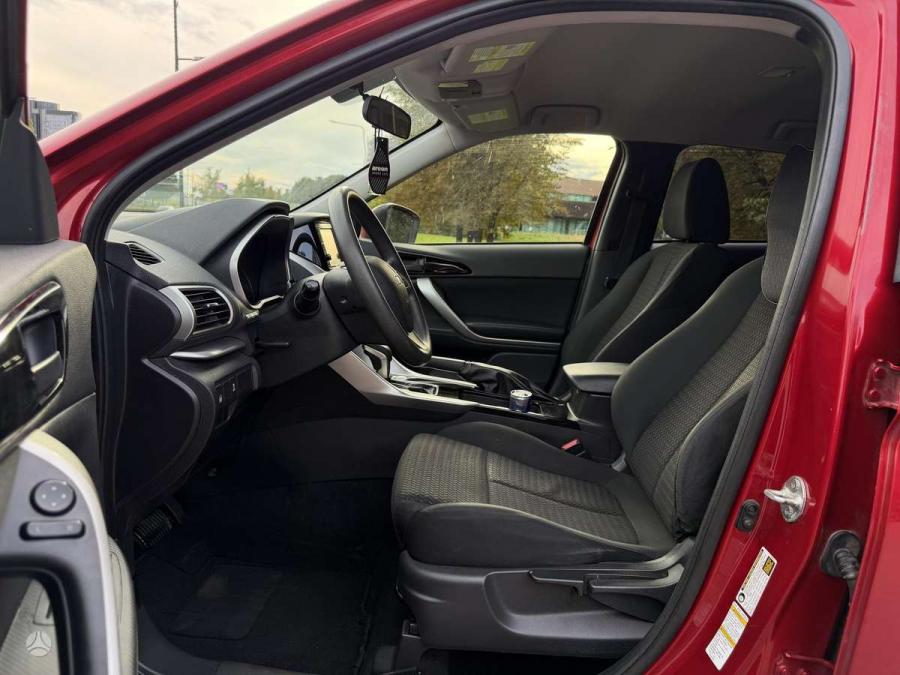 Red Mitsubishi Eclipse Cross 2021 in Kaunas, with an engine capacity of 1.50 L and mileage of 103 thousand km for 11800 €, photo 13 on AUTOMOTO.COM.LV