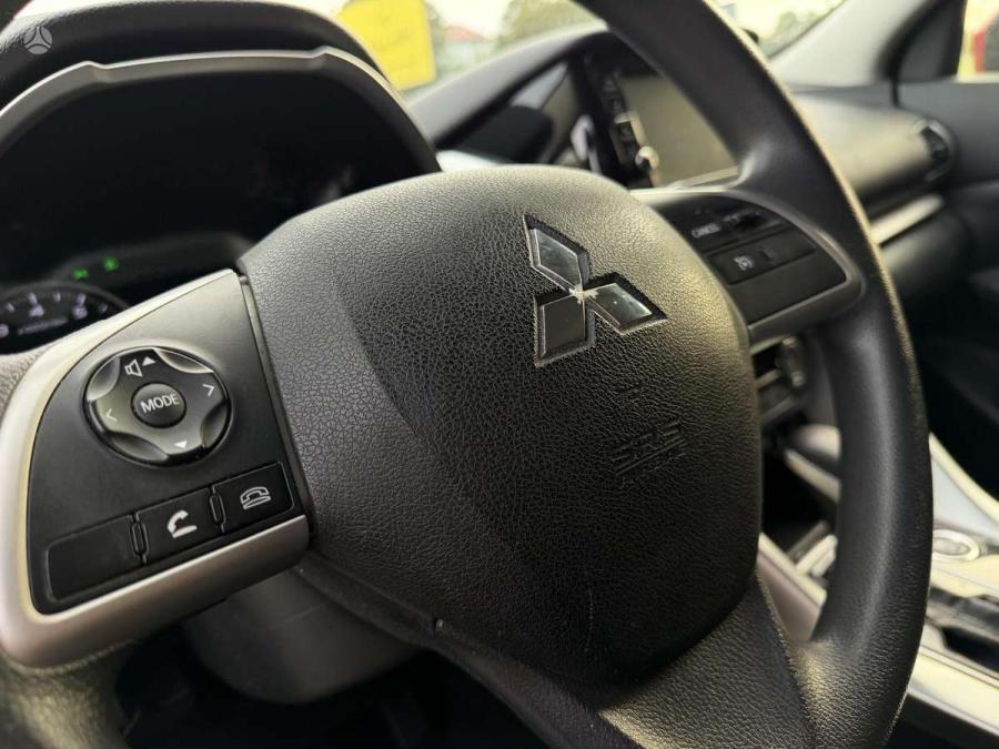 Red Mitsubishi Eclipse Cross 2021 in Kaunas, with an engine capacity of 1.50 L and mileage of 100 thousand km for 11500 €, photo 12 on AUTOMOTO.COM.LV