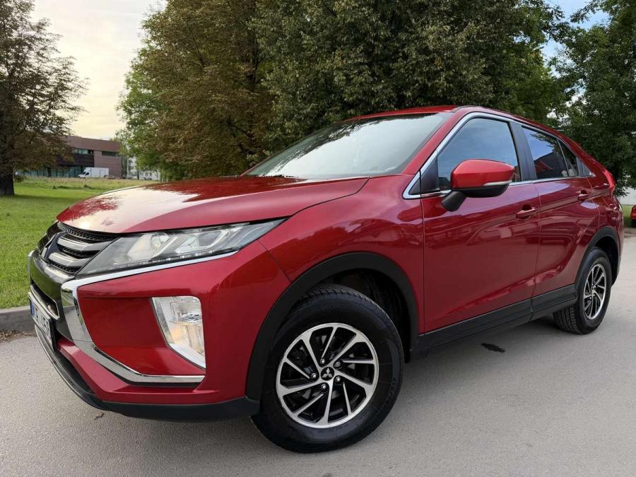 Red Mitsubishi Eclipse Cross 2021 in Kaunas, with an engine capacity of 1.50 L and mileage of 100 thousand km for 11500 €, photo 19 on AUTOMOTO.COM.LV