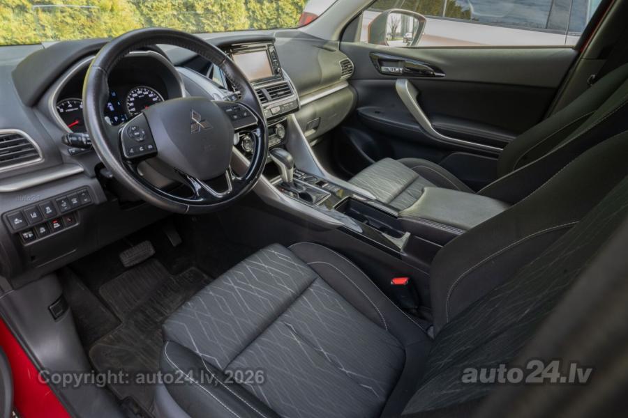 Red Mitsubishi Eclipse Cross 2018 in Tallinn, with an engine capacity of 1.50 L and mileage of 103 thousand km for 13900 €, photo 8 on AUTOMOTO.COM.LV